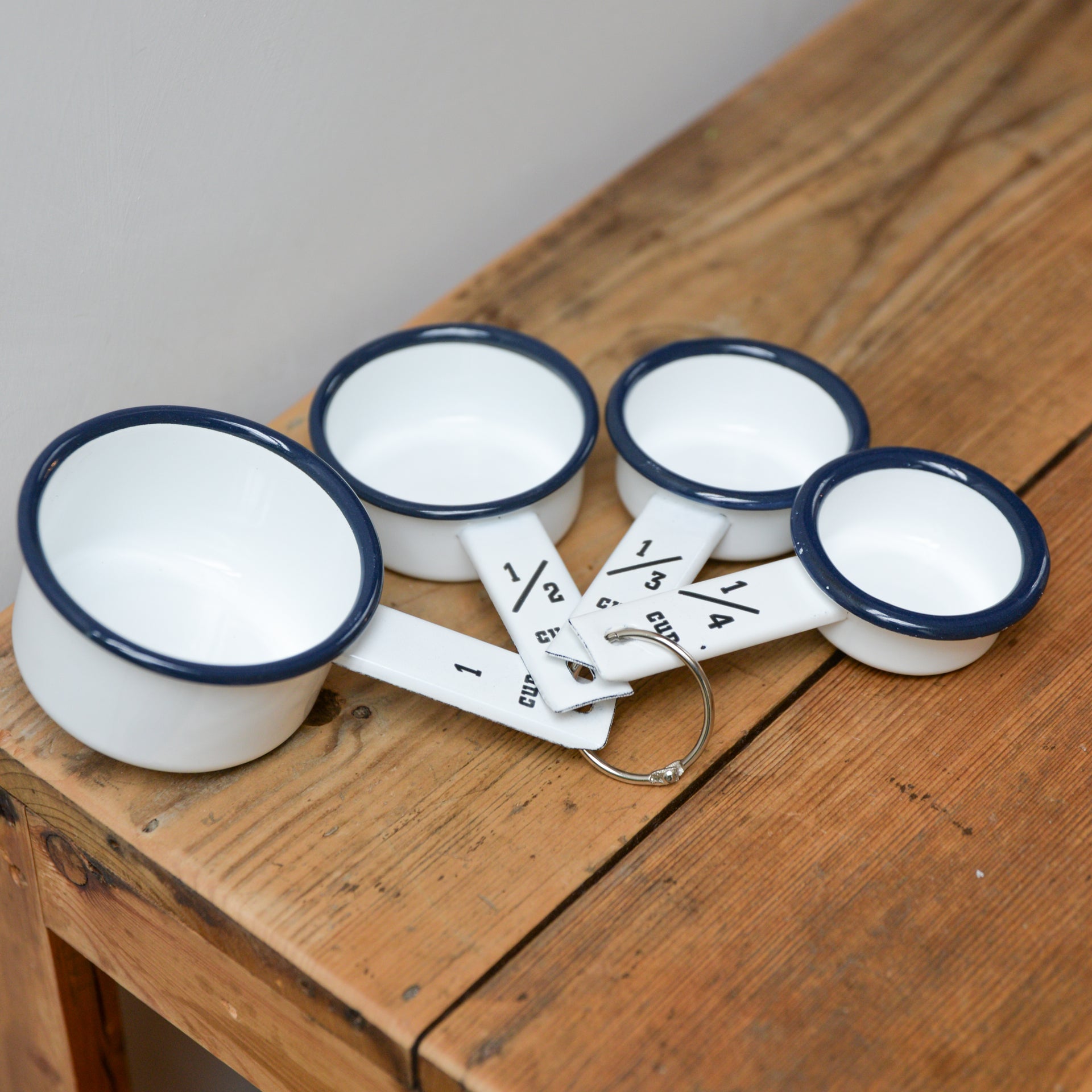 White Enamel Kitchen Measuring Cups Set – Mon Pote