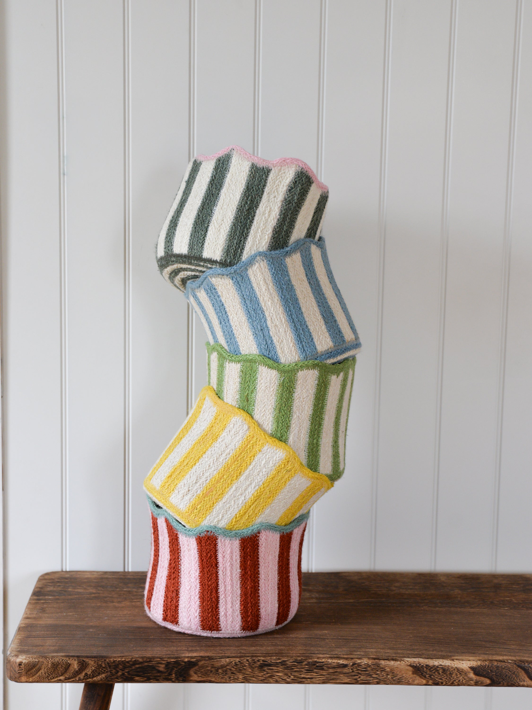 Braided Tulip Basket / Strawberry – Mon Pote