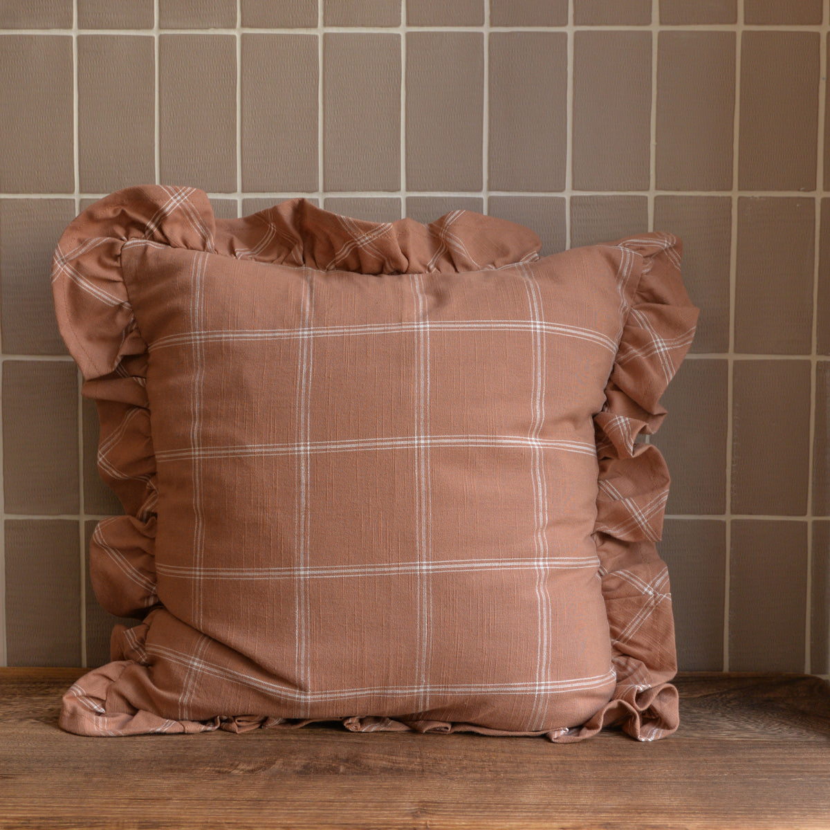 Alma Pink Square Cushion Ruffle Edge Check Pattern – Mon Pote