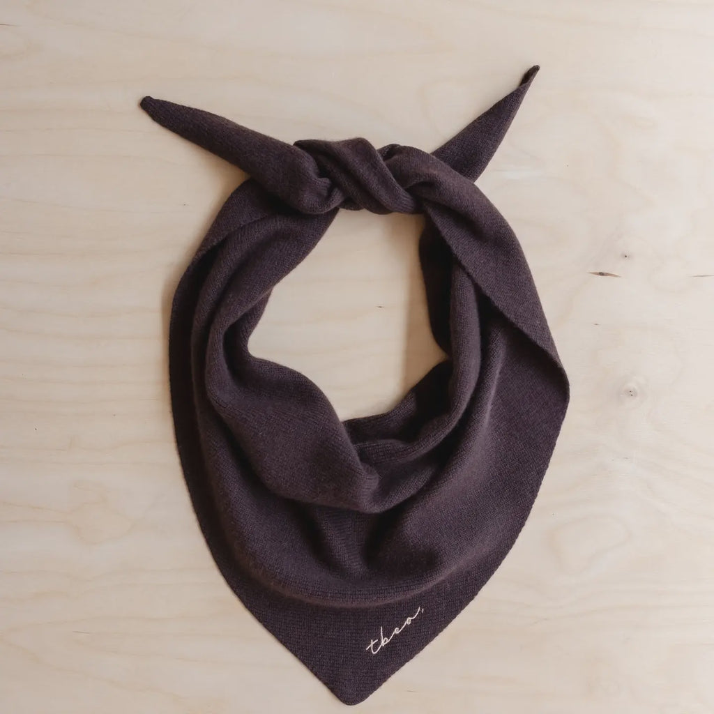 Merino Triangle Scarf / Brown – Mon Pote